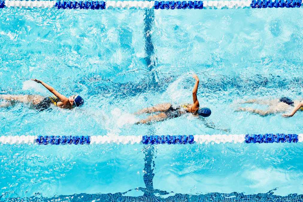 Kaylee McKeown Breaks 50-Meter Backstroke Record